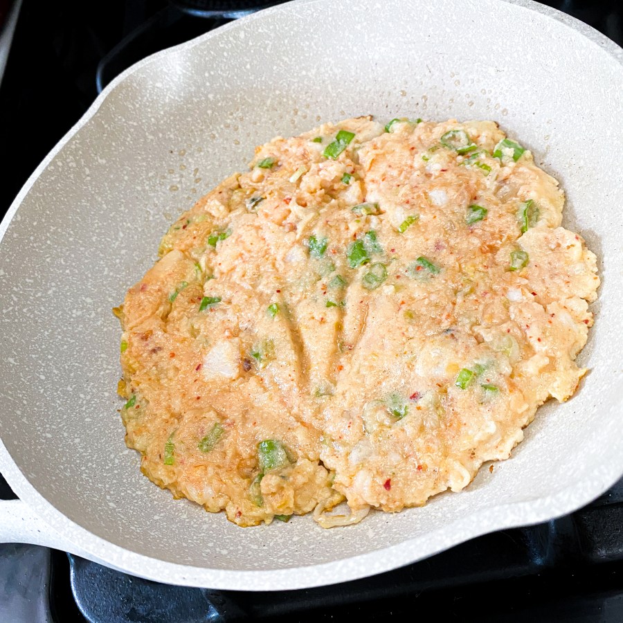 Low Carb Seafood and Scallion Pajeon {Korean Savory Pancake} | Hack Queen